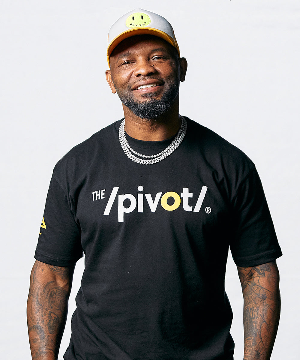 The Pivot Logo Classic Tee - Black – The Pivot Shop