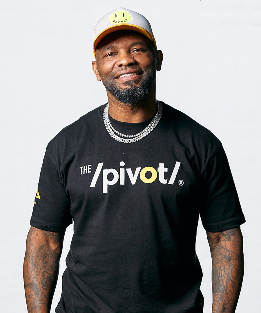 The Pivot Logo Classic Tee - Black – The Pivot Shop
